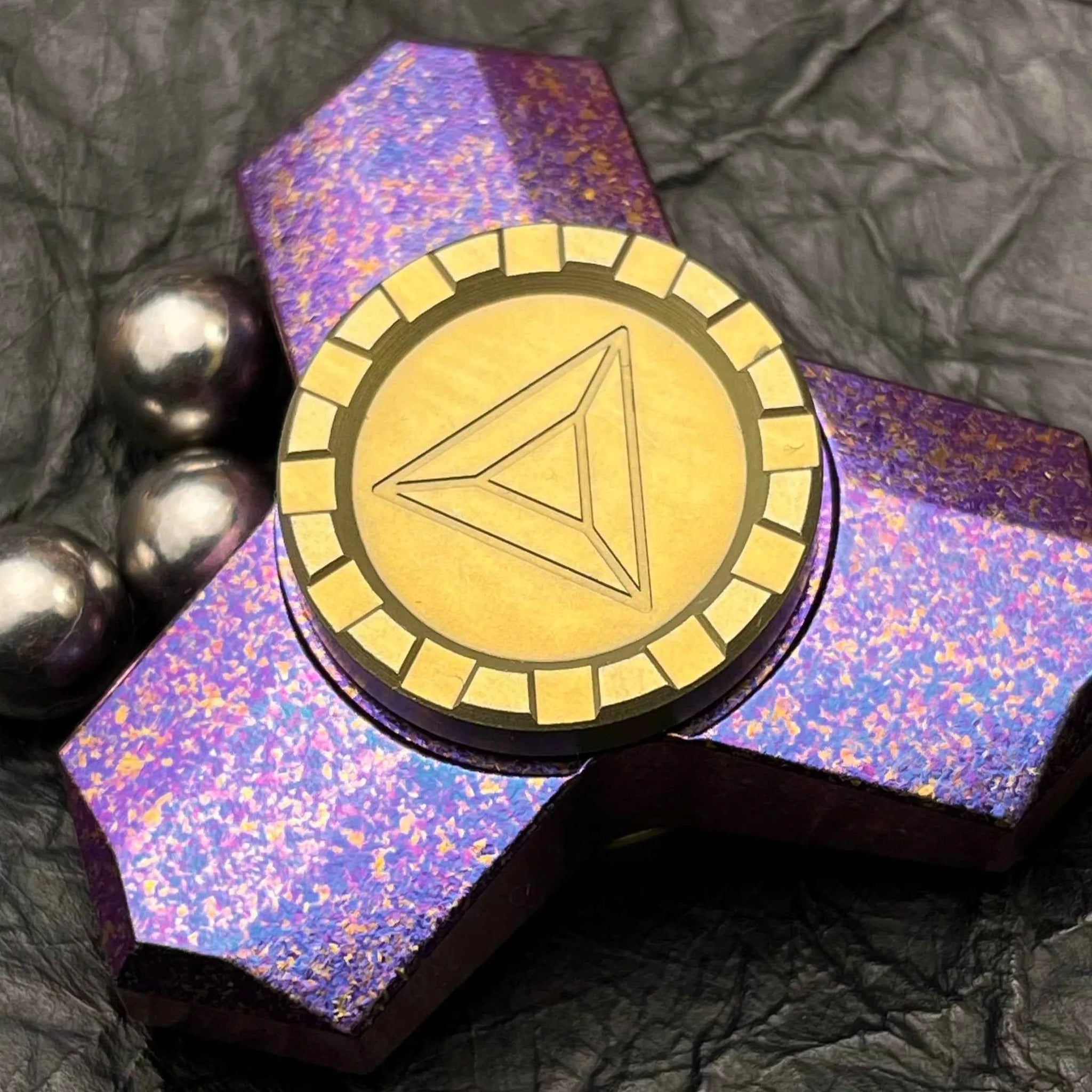 Phantom Glow Spinner - a three-arm finger spinner | EDC Gateway – EDC ...